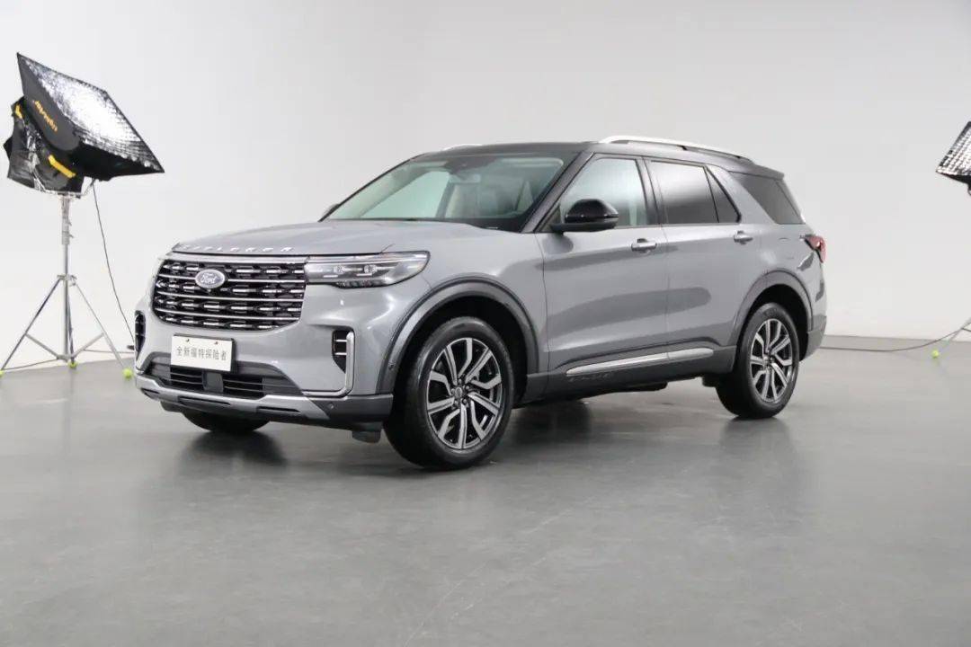 2.3T+10AT，车长超5米，27寸大屏，性价比超高，哪款值得买？_搜狐汽车_搜狐网