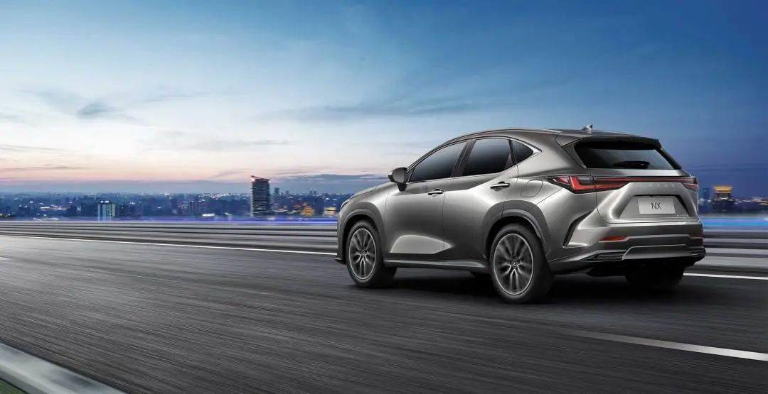 雷克萨斯NX260丨成就卓然的动感风范_搜狐汽车_搜狐网