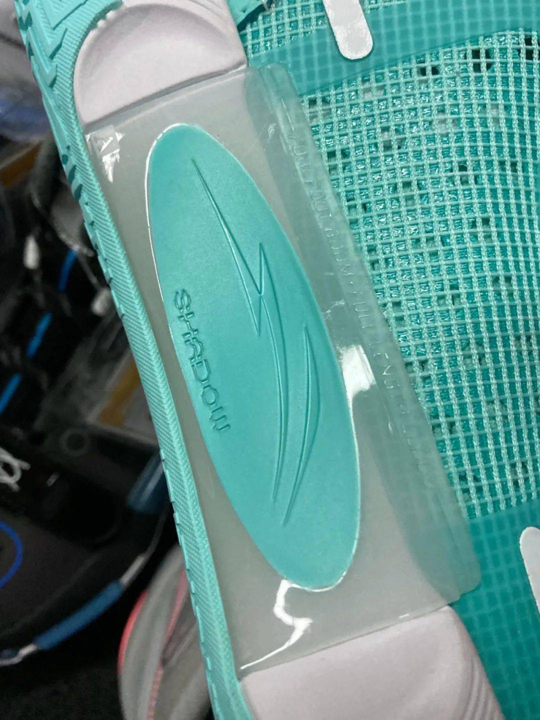 一张训练照，就把AJ37 Low和拉文一代曝光了？_系列_归化_Luka