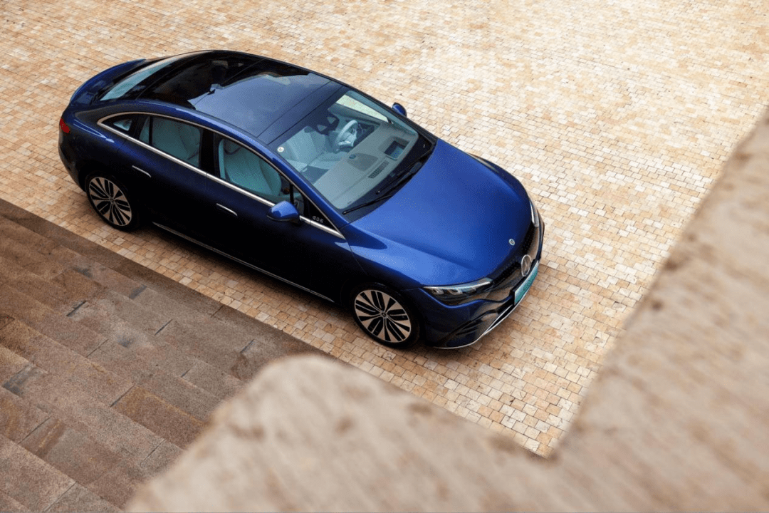 有了蔚来ET7，奔驰EQE还能卖给谁？_搜狐汽车_搜狐网