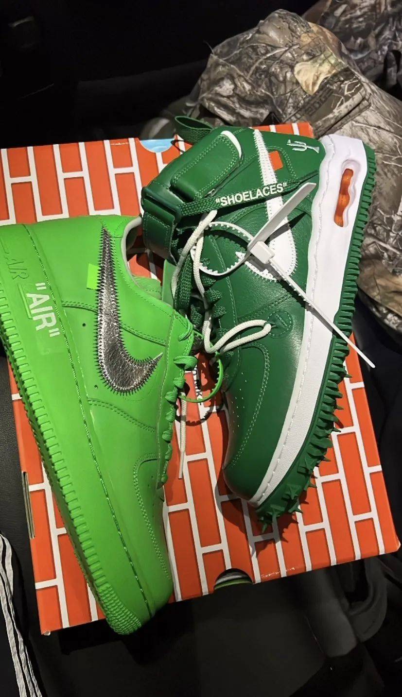 OW AF1“白绿”实物更新！年底发售可能会是限定？_Yeezy_Supreme_进行