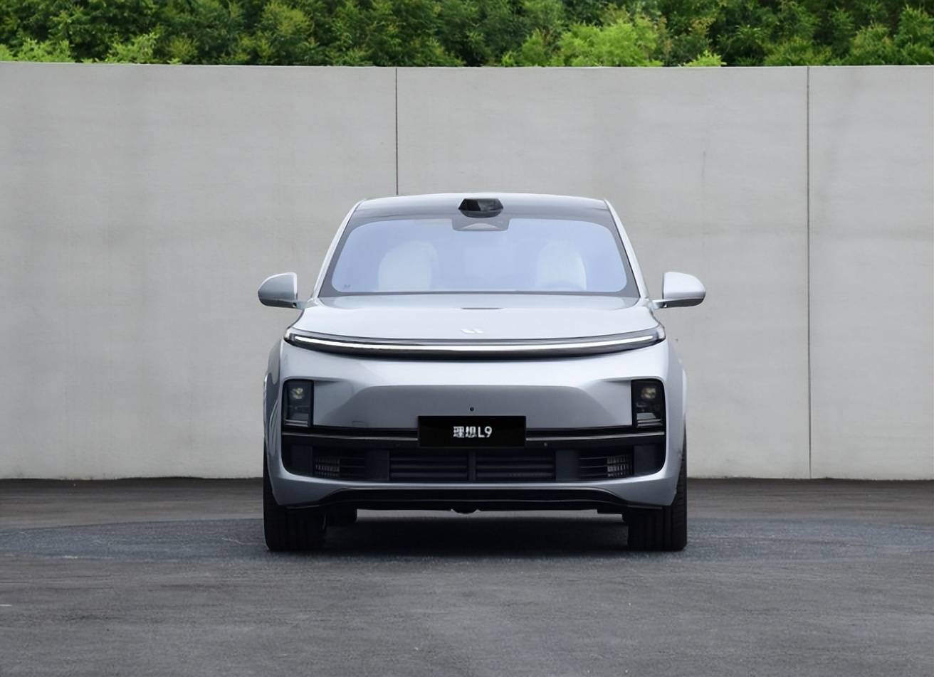 理想L9到底怎么样？车长5218mm，提车半个月，看看真实车主怎么说_搜狐汽车_搜狐网