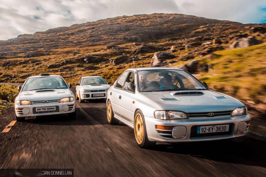 同时拥有白蓝两辆 WRX STI Type RA VII，这是何等的美妙体验？_搜狐汽车_搜狐网