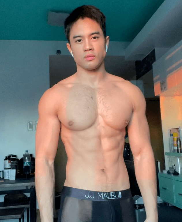 自带毛裤和胸毛的肌肉男@Vladimir Castillo_the_洽谈_侵权