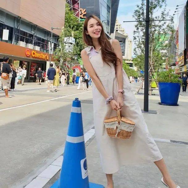 泰国这位小姐姐只因天上有…… _Tangmo_电话_热线