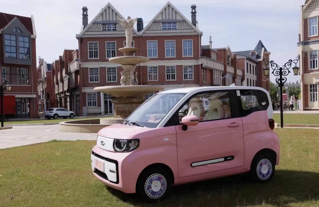 搭奇瑞iCar生态的QQ冰淇淋“味道”如何？网友：MINI EV地位不保_搜狐汽车_搜狐网