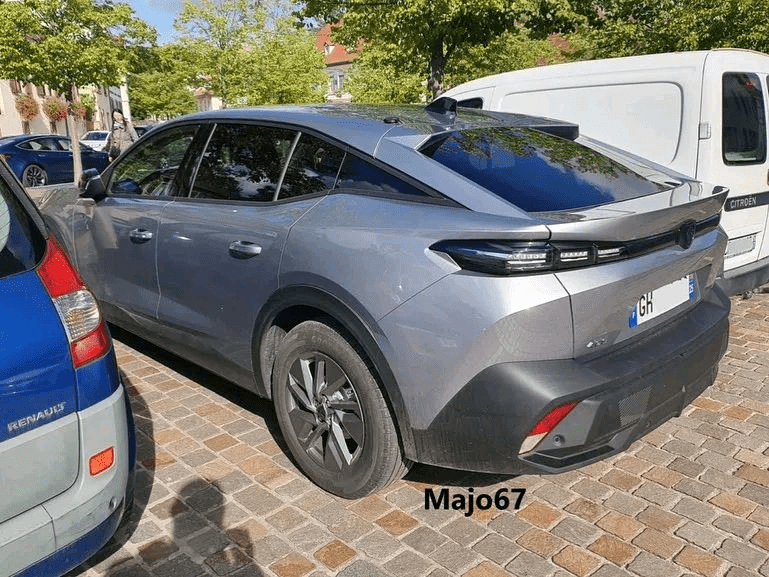 全新标致408X亮相 跨界车型 1.6T+8AT_搜狐汽车_搜狐网