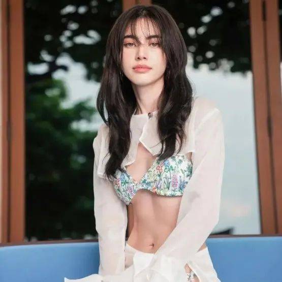 这位泰国小姐姐好美~_电话_Tangmo_Davika