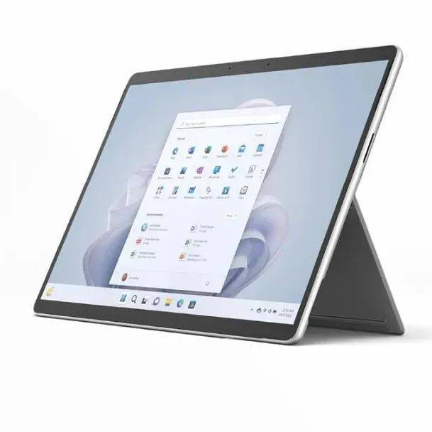 在13代即将到来之前，微软发布了搭载12代酷睿或SQ3的Surface Pro 9_Intel_支持_版本