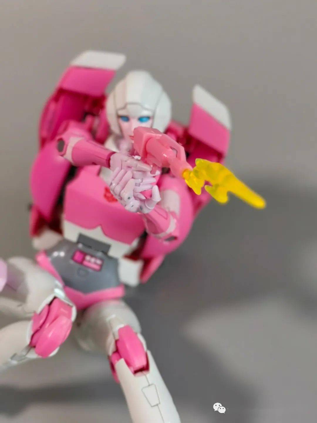 【评玩具】子小天：甜菜测评《变形金刚 MP51阿尔茜，这便是最好的G1造型阿尔茜》_搜狐汽车_搜狐网