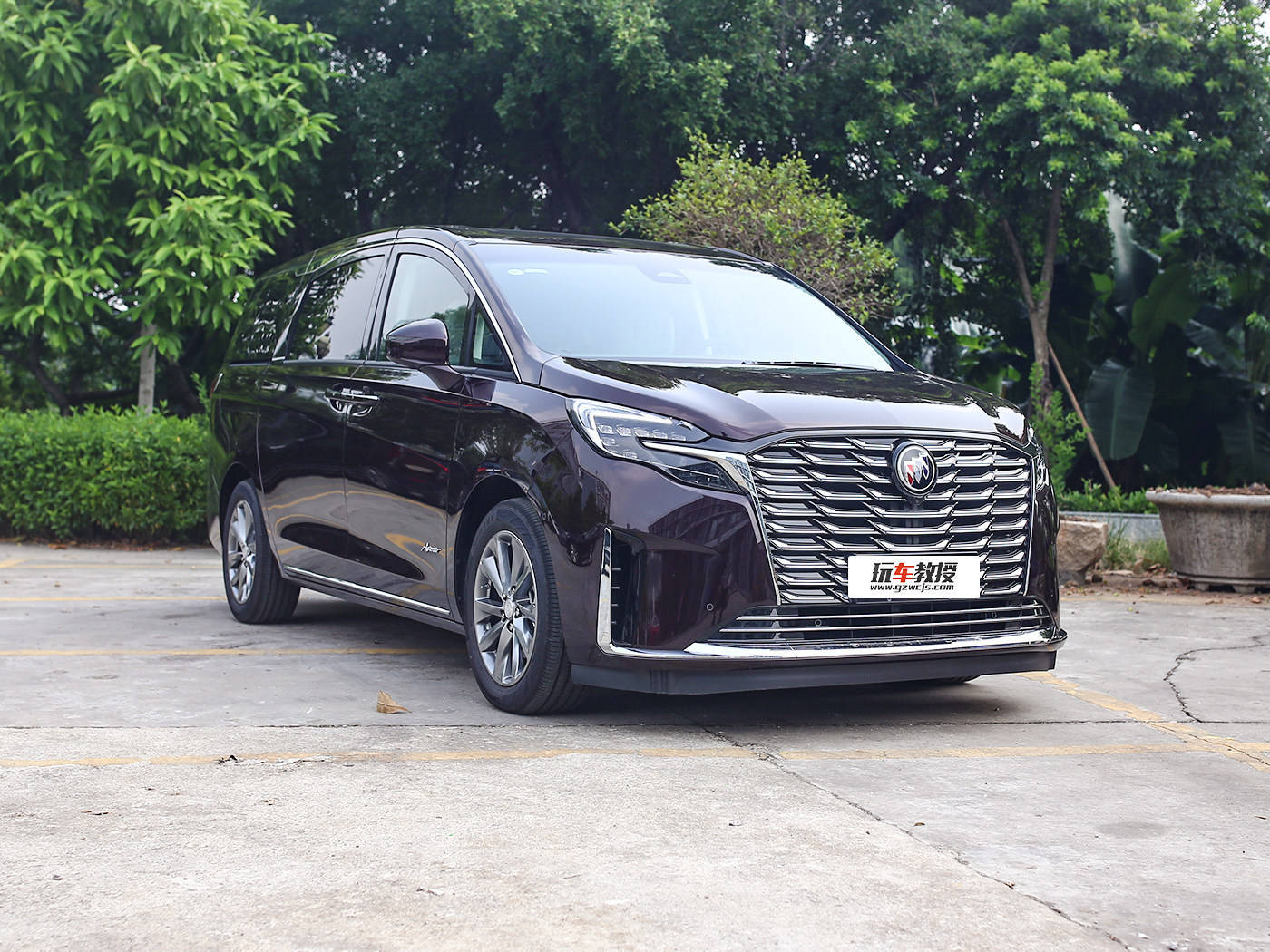 20多万也不输埃尔法？这些七人车二排无敌 油耗还很低！_搜狐汽车_搜狐网