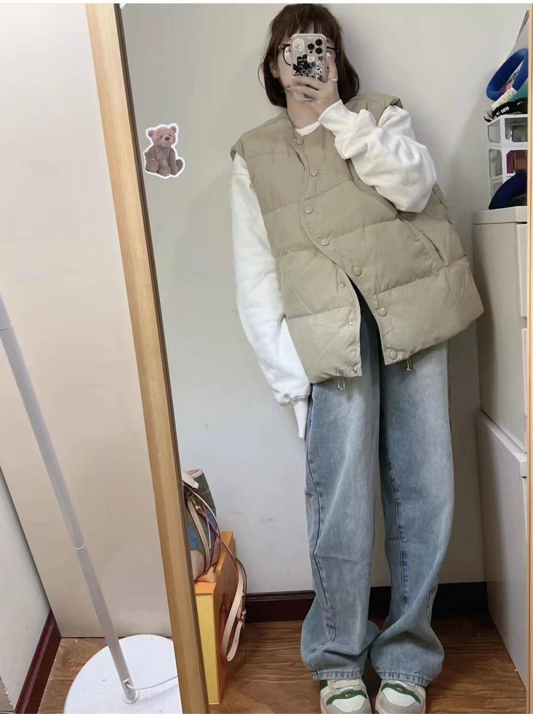 羽绒马甲的23个搭配好看图片，照着穿洋气又时髦 -6parkbbs.com