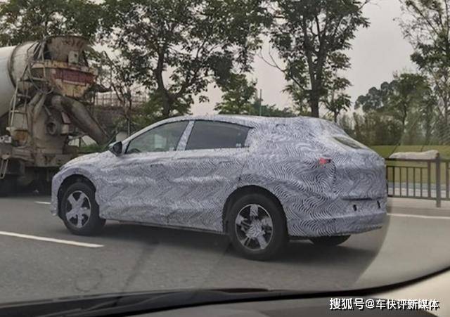 定位中型轿跑SUV：小鹏G5谍照曝光，起售价可能超20万_搜狐汽车_搜狐网