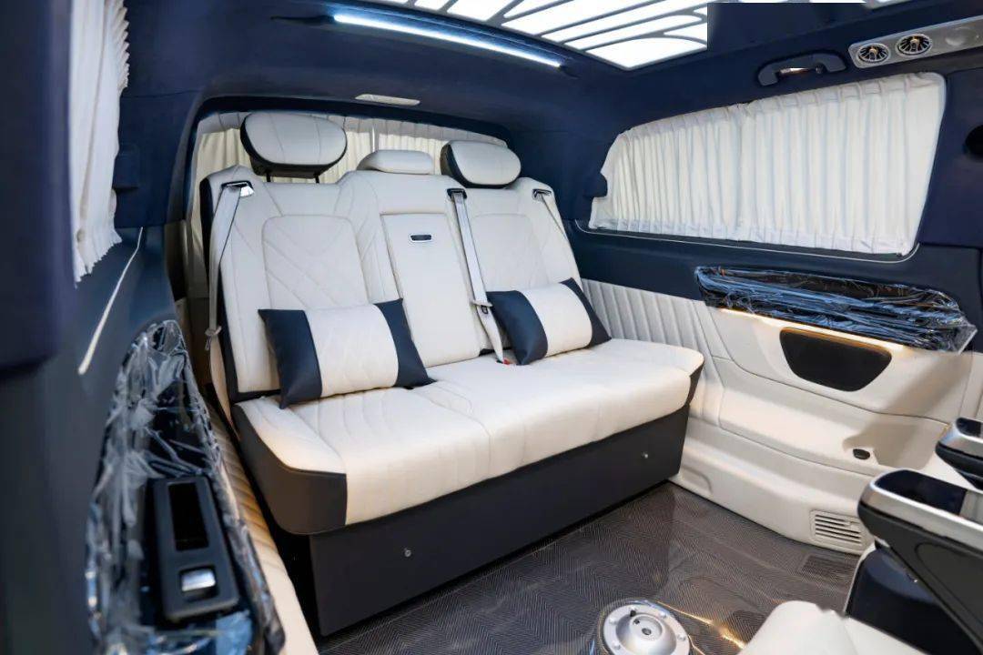 惊爆补贴价！年底促销团购款来袭！奔驰VS680七座商务车2023款_搜狐汽车_搜狐网