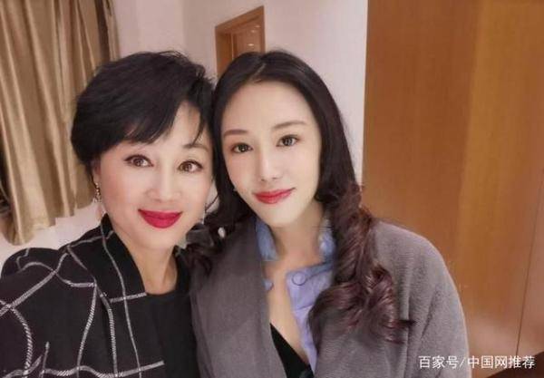 娱乐圈中的明星母女:妈妈年轻时更美!女儿刘亦菲漂亮