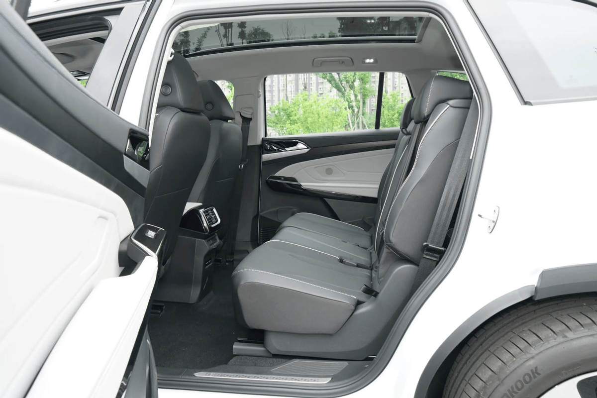 不到26万提走中大型SUV，ID6X这款合资纯电车，谁不爱呢？_搜狐汽车_搜狐网