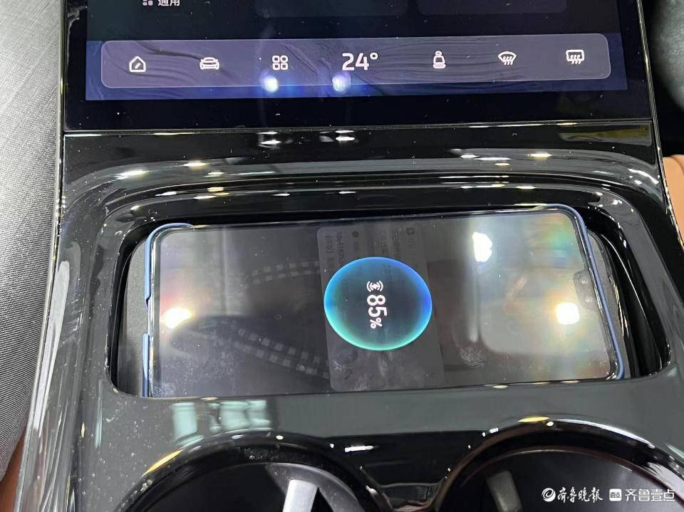 DLP投影大灯、全车11个摄像头，上汽智己科技感爆棚_搜狐汽车_搜狐网
