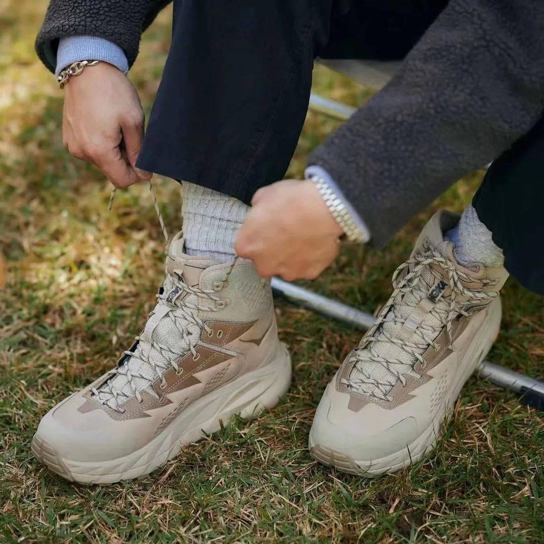 无惧旷野丨HOKA ONE ONE KAHA 2 GTX ＆ ANACAPA LOW系列 新款到店_image_高性能_地面