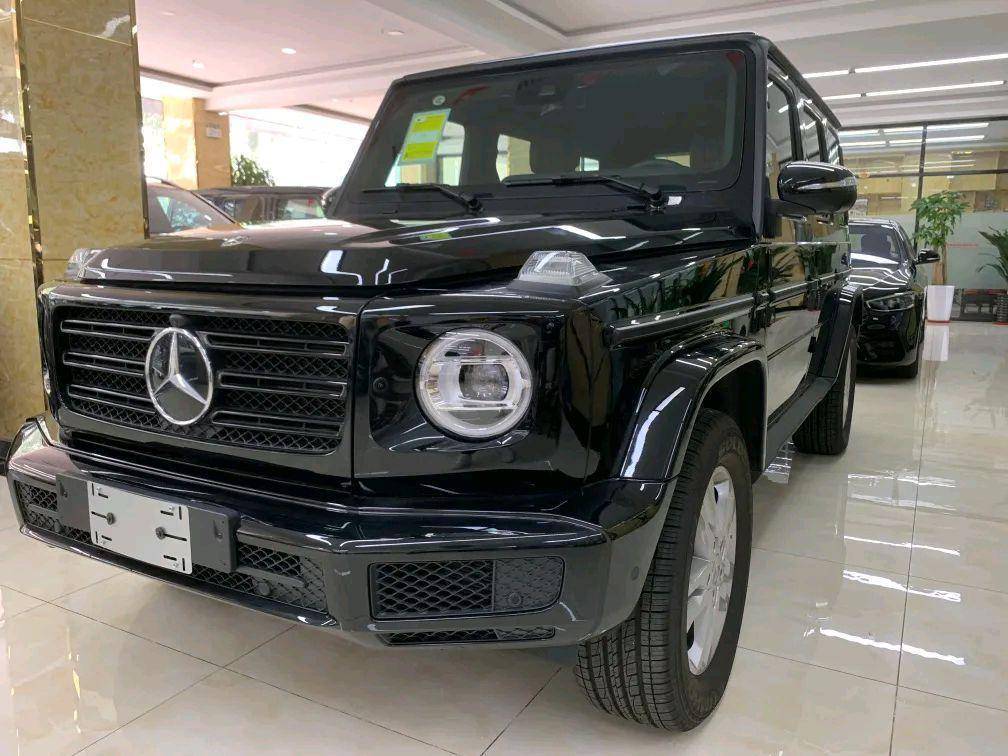 新奔驰G400d亮相港口，综合气质不输路虎揽胜，干练又霸气_搜狐汽车_搜狐网