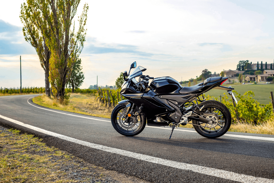 Yamaha 向欧洲市场发布新一代 YZF-R125_搜狐汽车_搜狐网