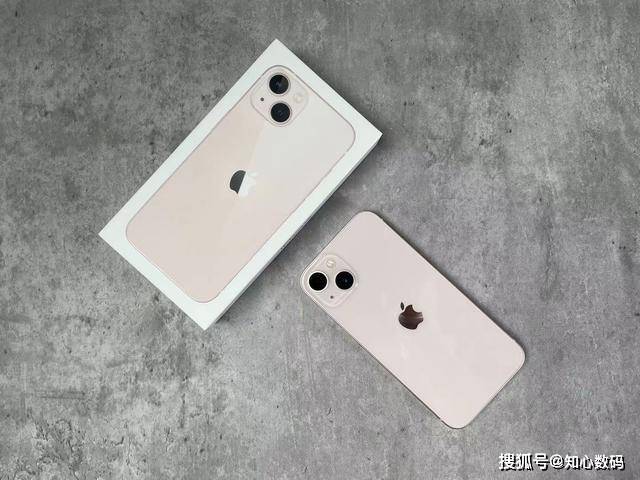 iPhone13和iPhone14 全面对比：谁更值得买？_外观_区别_光圈