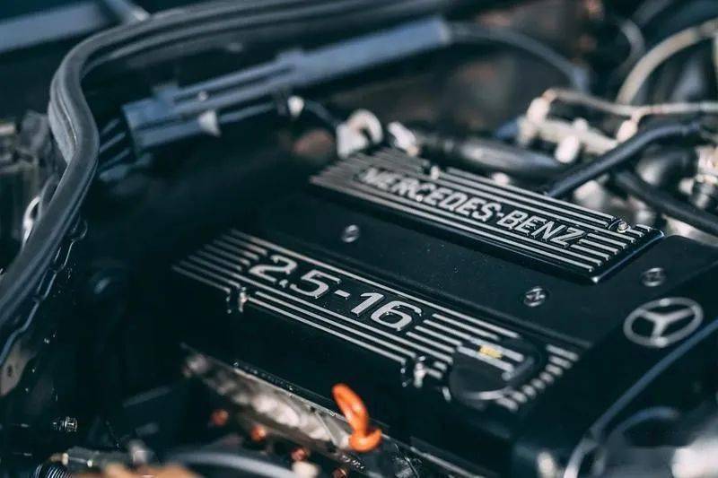 全球仅生产了502辆！1990年出厂Mercedes-Benz 190E Evolution II 即将展开拍卖_搜狐汽车_搜狐网