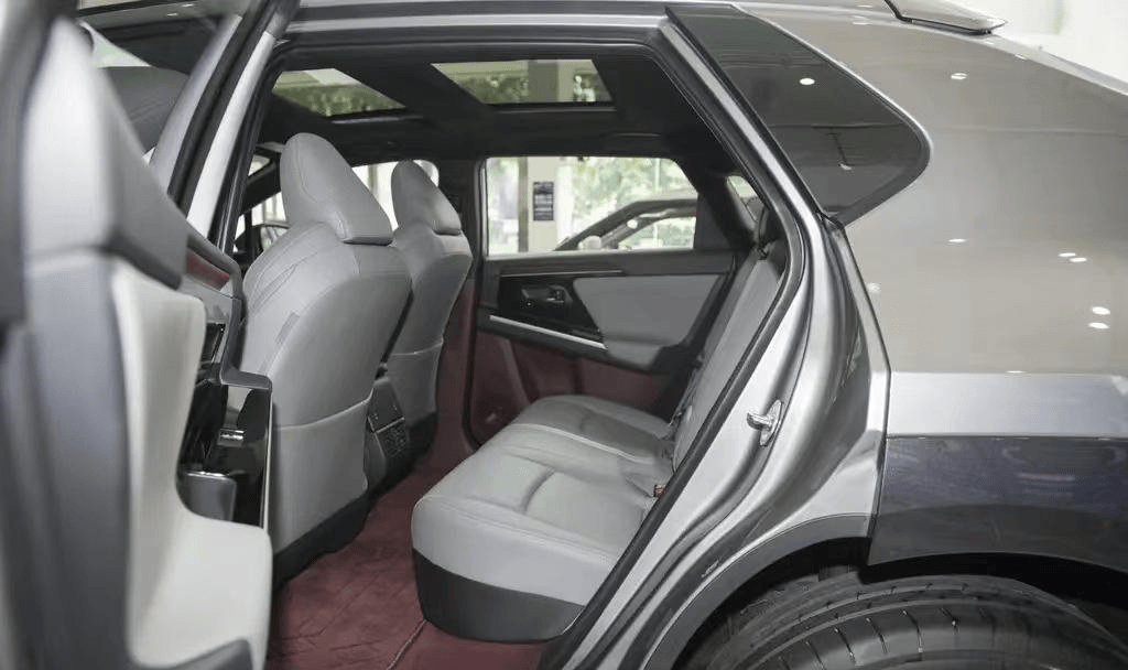 售价19.98万起，广汽丰田bZ4X上市，纯电平台打造，最大续航615km_搜狐汽车_搜狐网