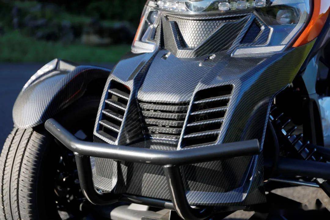 加剧内卷！国产倒三轮先驱出新车，机甲风格坦途TT300 测评_搜狐汽车_搜狐网