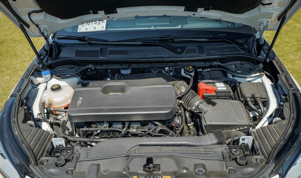 2.0T+8AT，配置空间领先同级BBA，还优惠13000，最大短板是油耗？_搜狐汽车_搜狐网