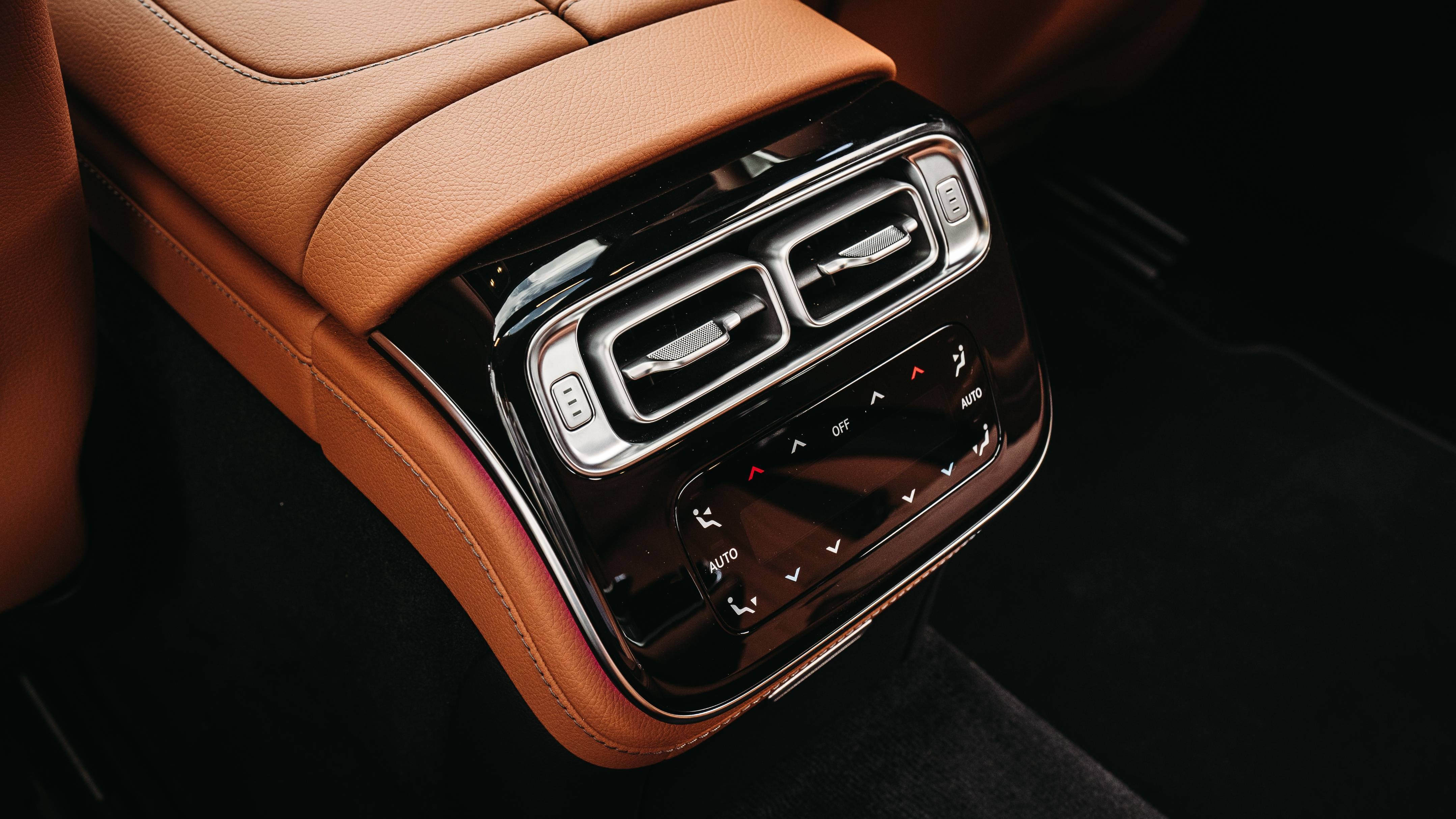 准新车，这辆大佬座驾几千公里就省20万！【奔驰S级 2021款 S400L 豪华型】_搜狐汽车_搜狐网