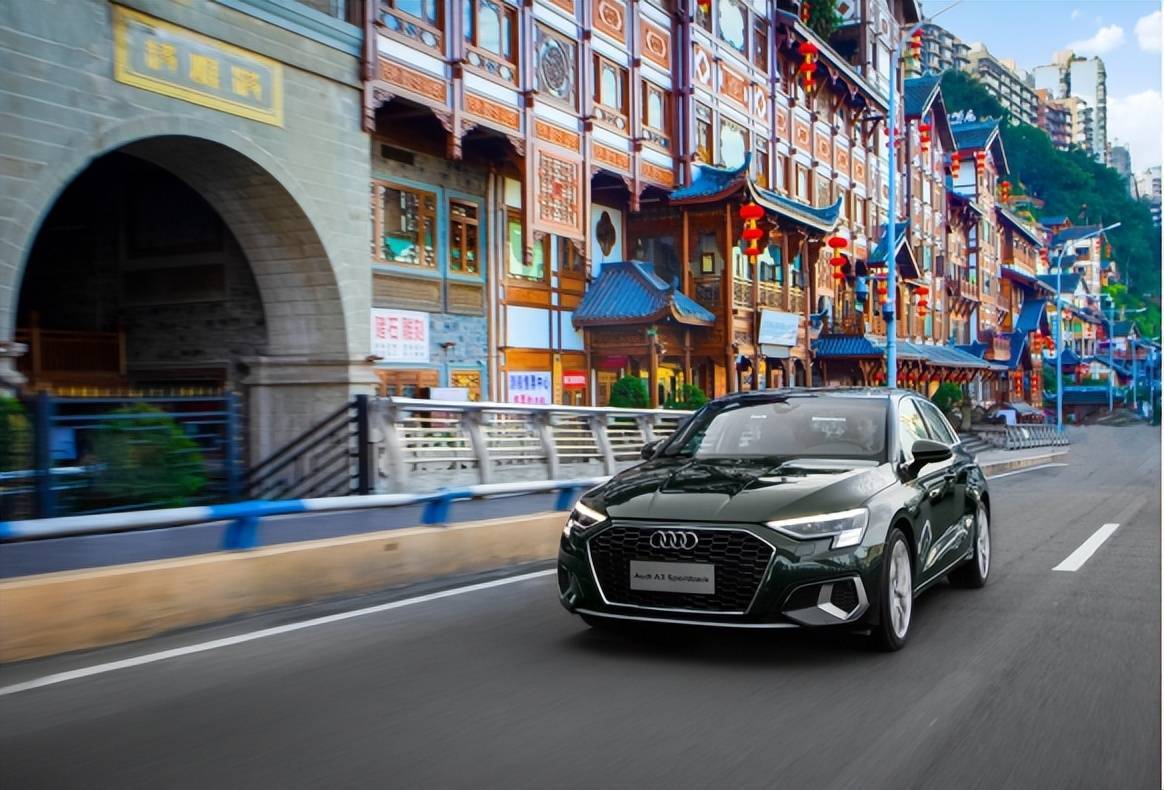 20多万买豪华，要品牌还是要后驱，凯迪拉克CT4对比奥迪A3L，选谁_搜狐汽车_搜狐网