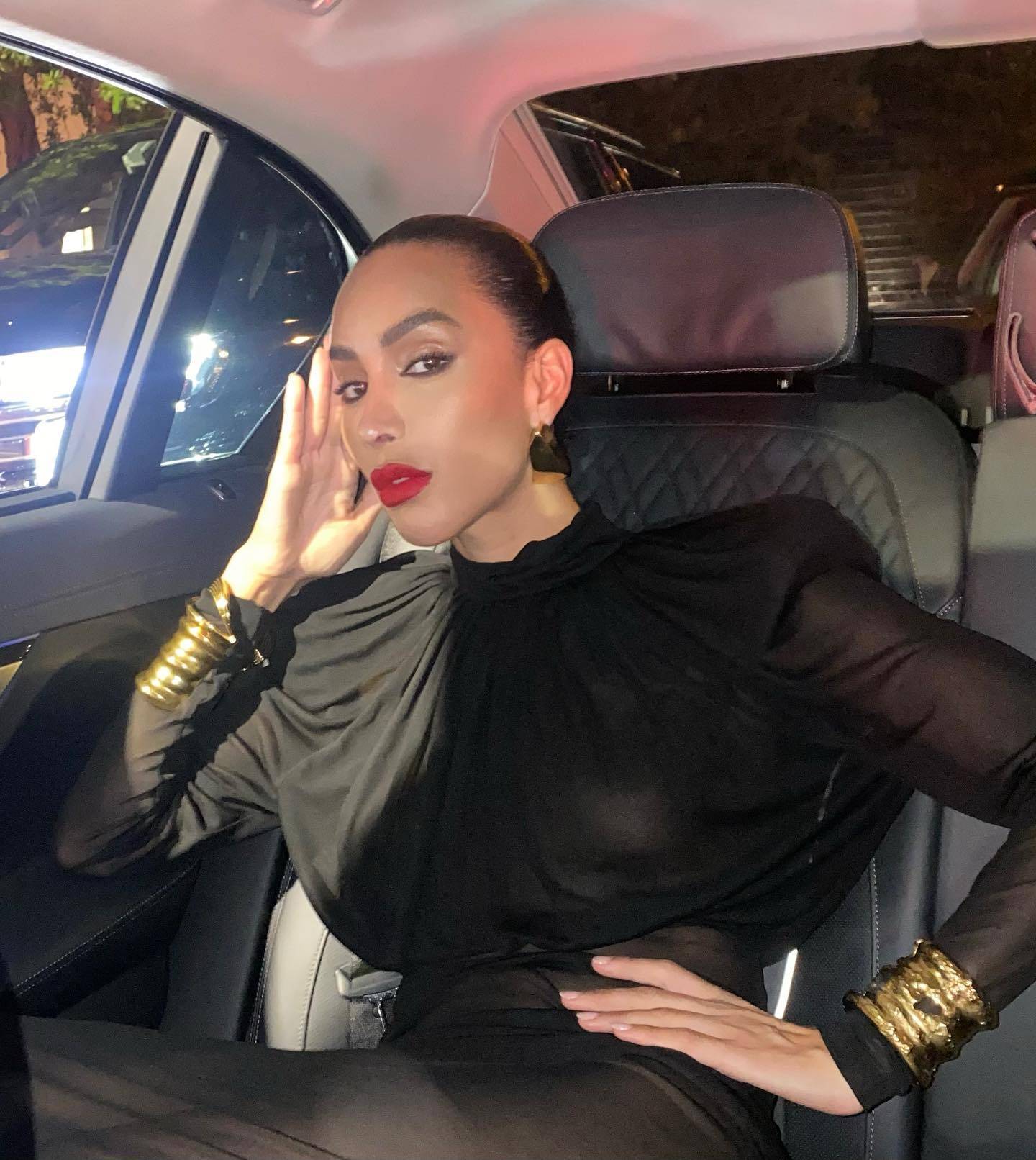 德媒：姆巴佩似乎与变性人女友分开，巴黎旧将前女友是新绯闻对象_Bertram_Rose_Rau