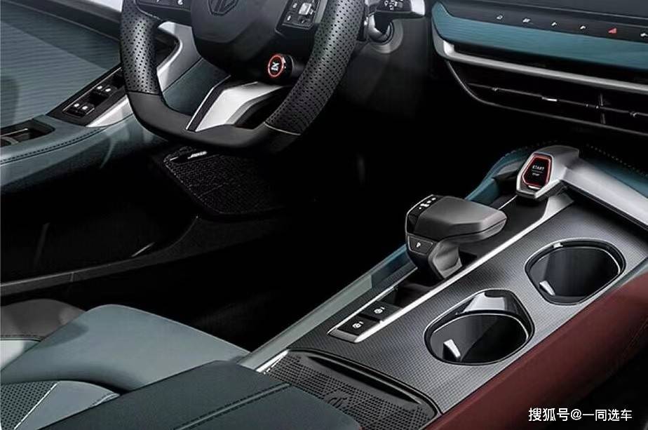 MG7驾临成都，“20万座舱天花板”车型是怎样的？_搜狐汽车_搜狐网