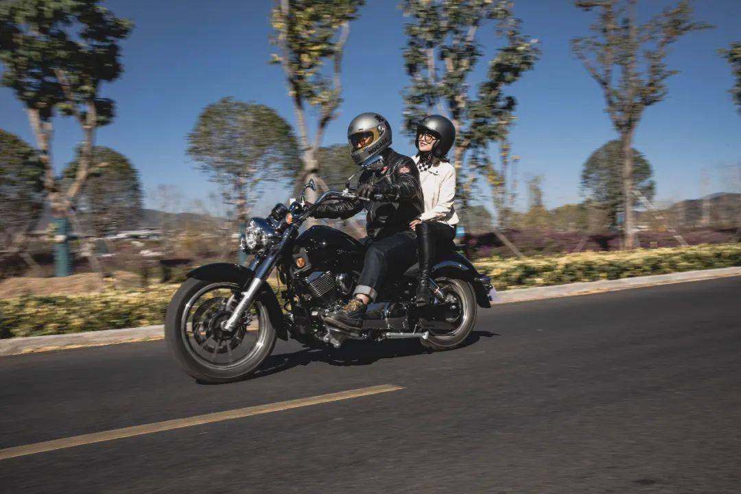 力帆美式巡航车V16 Plus测评：流水的巡航车，铁打的V16_搜狐汽车_搜狐网