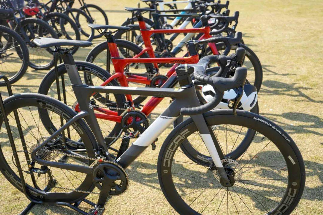 JAVA 2023新品试骑：重型电助力山地车&蓝图油碟公路车_搜狐汽车_搜狐网