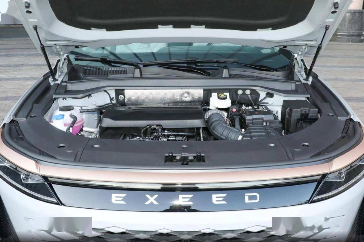 奇瑞全新高端SUV亮相，2.0T坐拥261马力，实拍星途瑶光_搜狐汽车_搜狐网