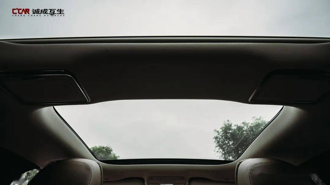 (最新到店)豪华C级车，喜欢就带它“E”起回家，仅40来万！【奔驰E级 改款 E300L 时尚型】_搜狐汽车_搜狐网