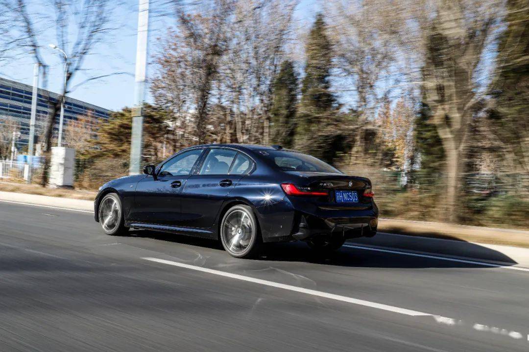 2.0T+8AT，6.3秒破百，它才是中型车的标杆？_搜狐汽车_搜狐网