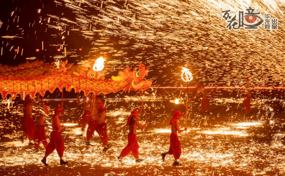 The post-2000 generation makes Tongliang dragon dance younger_their_in_of