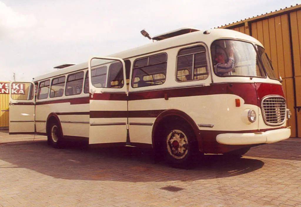 波兰一对公交好兄弟，耶尔奇RTO 043巴士搭配P01拖车_搜狐汽车_搜狐网