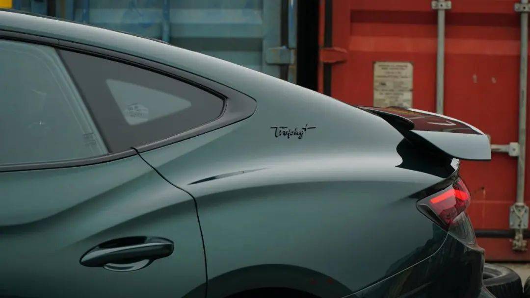 2.0T+9AT 261马力，15万竟有保时捷同款设计？_搜狐汽车_搜狐网