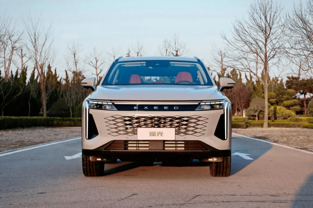 丐版也很香！全系2.0T+8AT，7座SUV，17.59万起，还看汉兰达？_搜狐汽车_搜狐网