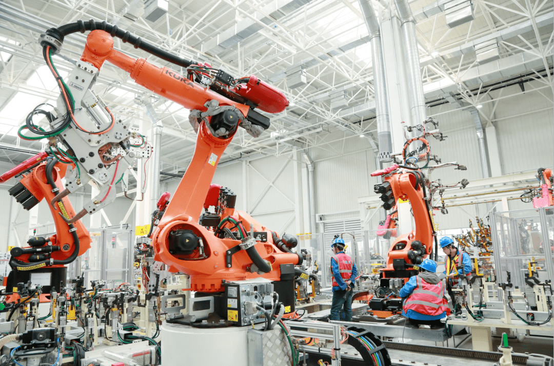 【ONE话题】打造西部高端制造基地，一汽解放项目全面进入调试阶段！_搜狐汽车_搜狐网