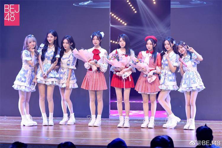 BEJ48十二期新生高梓萌、聂渝景、庄雅雯正式出道_来自_特长_舞台