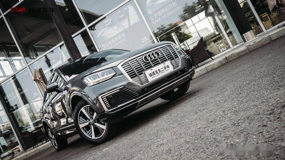 (最新到店)高颜的纯电动SUV，仅半价左右！【奥迪Q2L e-tron 纯电智享型】_搜狐汽车_搜狐网
