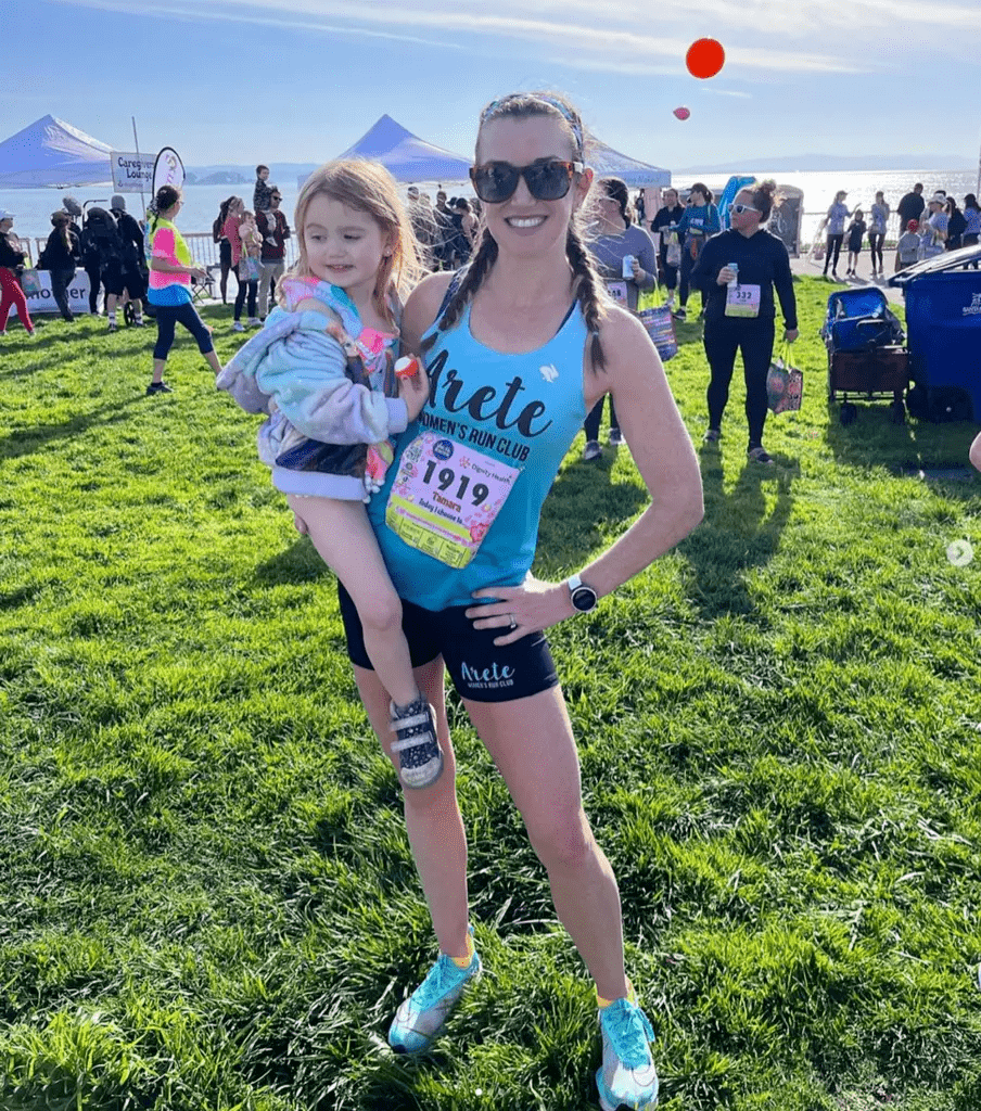 美国妹纸跑马拉松拉肚子，边跑边喷，没想到一路带翔，成绩超狂..._Tamara_个人经历_图片