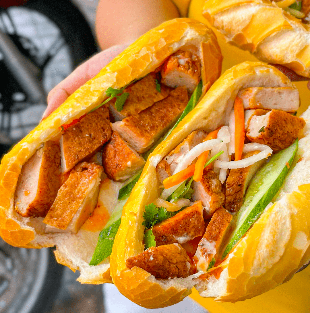 胡志明市探店 124 · BÁNH MÌ CHẢ CÁ HALAL_中越_地址_价格