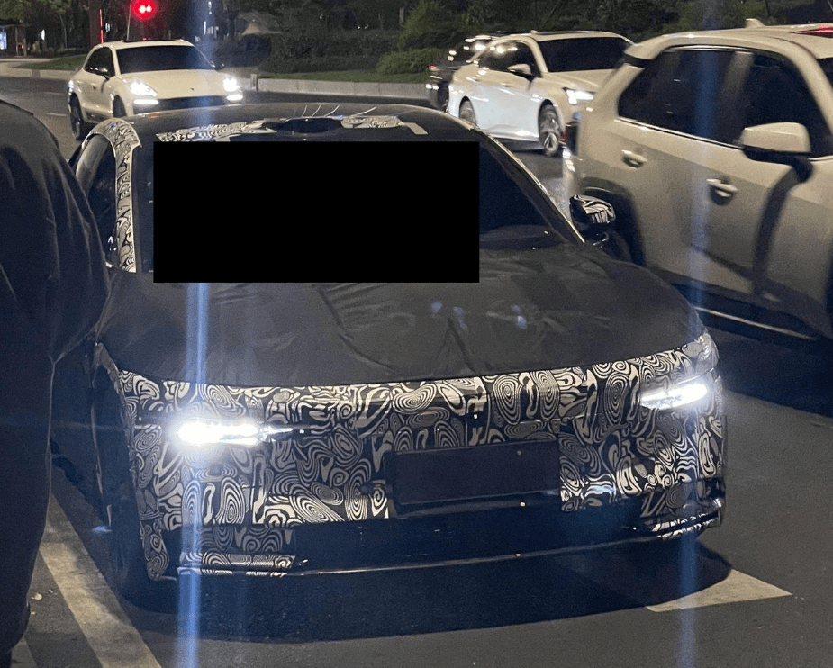 极氪CS1E路试谍照曝光 定位纯电中型轿车 有望年内上市_搜狐汽车_搜狐网