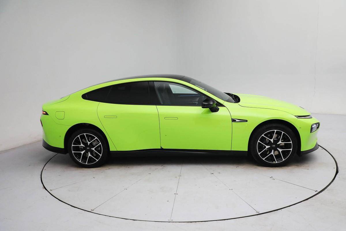 30万预算纯电家轿怎么选？飞凡F7/小鹏P7i值得一看_搜狐汽车_搜狐网