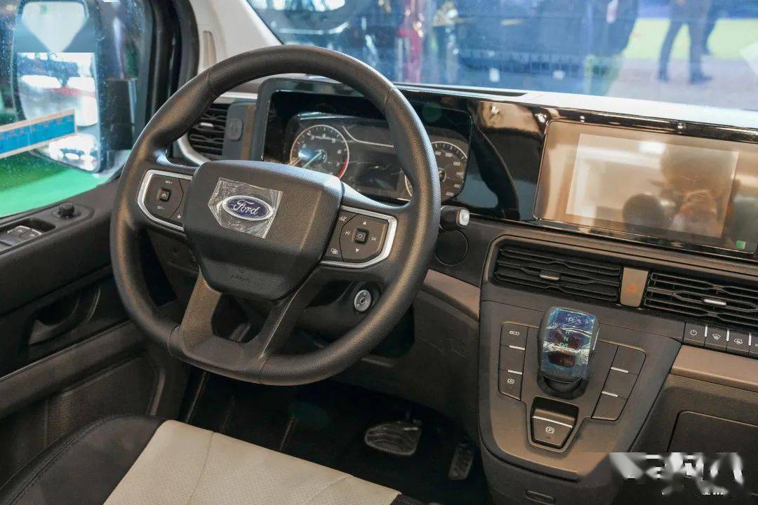 新款瑞弗启界R500 全新福特全顺V362底盘 人性化升级 旅居理想选择_搜狐汽车_搜狐网